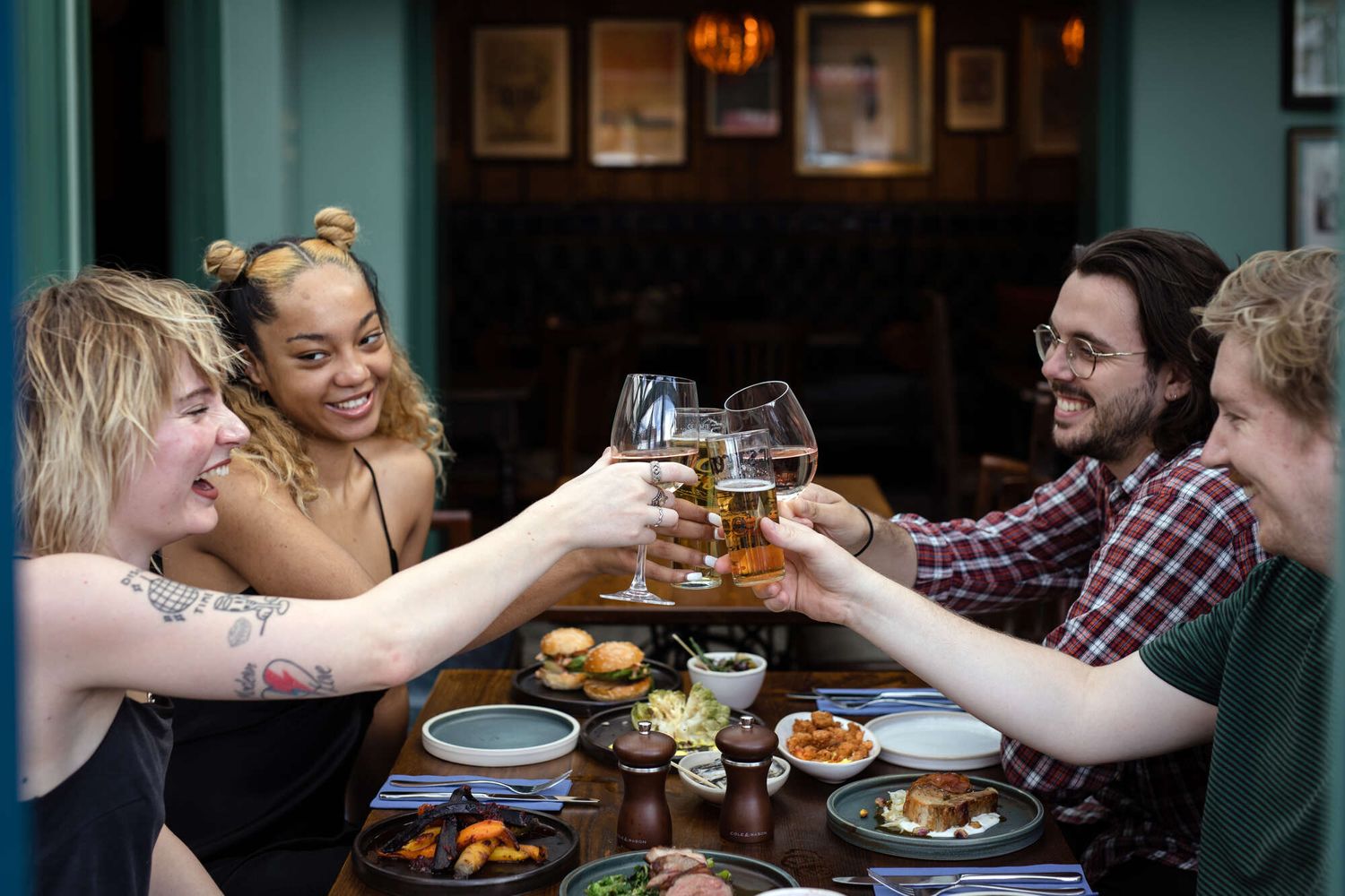 Food and Drink - Halfway House